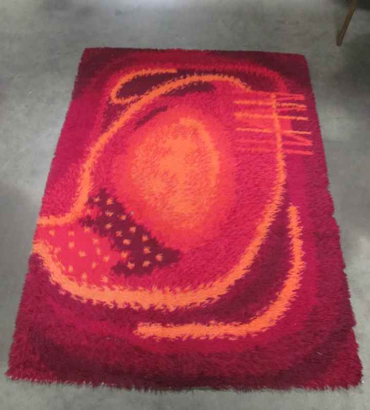 VINTAGE SHAG in RUGS