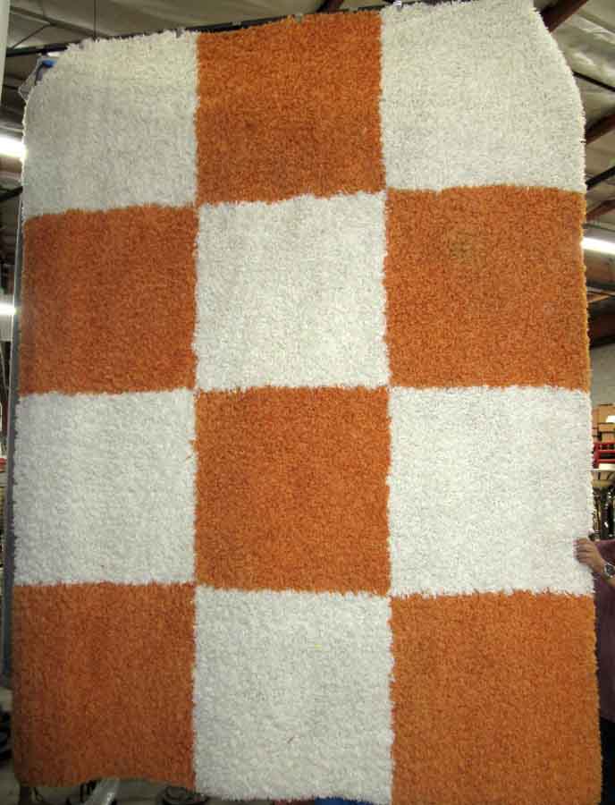 ORANGE&WHITE SHAG RUG in RUGS