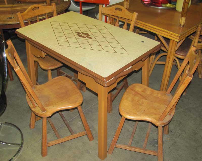 WESTERN THEME KITCHETTE in KITCHEN > KITCHEN/DINING TABLES