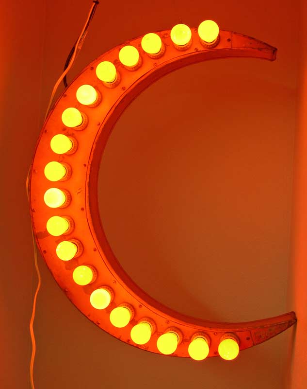 ORANGE CRESCENT MOON in NEONS/LIGHT UP SIGNS > SIGNS W/LIGHT BULBS