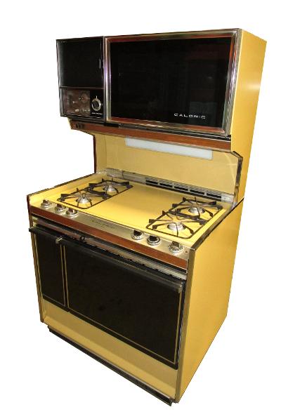 HARVEST YELLOW STOVE in APPLIANCES > STOVES AND OVENS