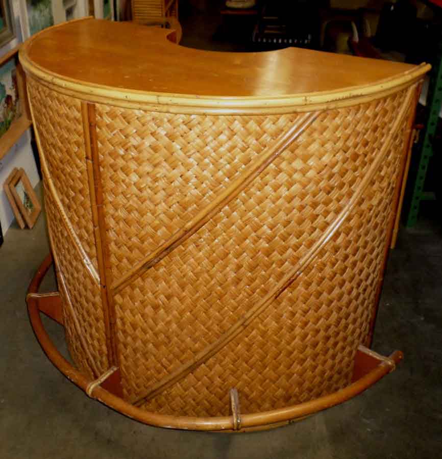 RATTAN BAR in FURNITURE > RATTAN