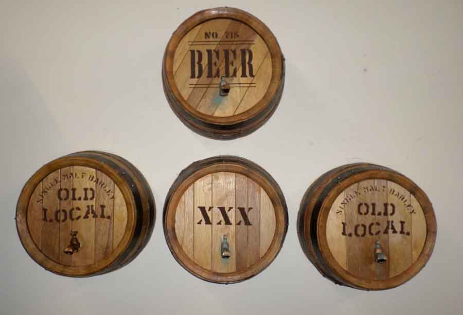 BEER BARREL SIGNS in BAR > SIGNS