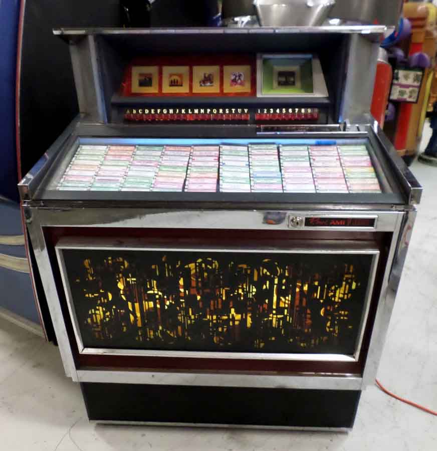 AMI JUKEBOX in JUKEBOXES