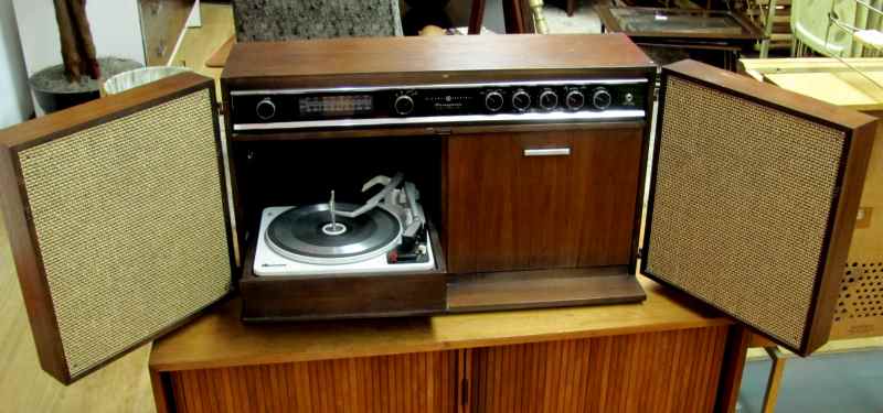 GE STEREOPHONIC in TVS/RADIOS > RECORD PLAYERS