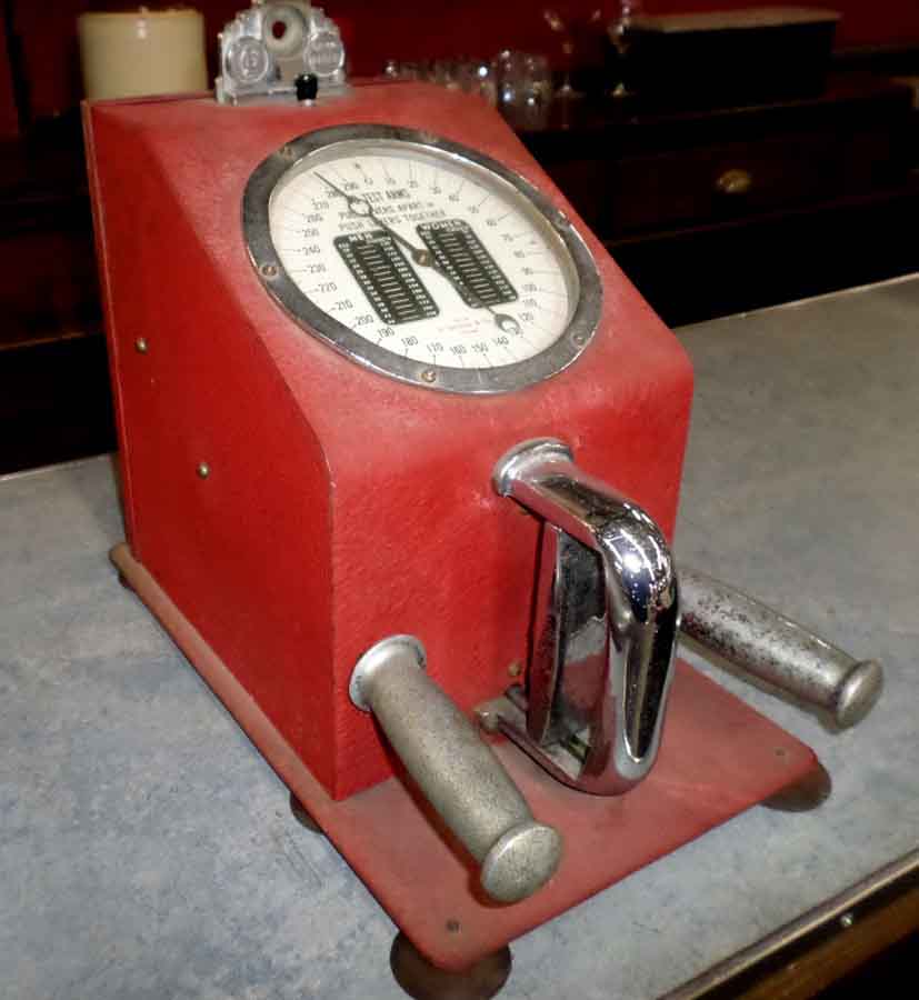 GAME OF STRENGTH in BAR > GAMES