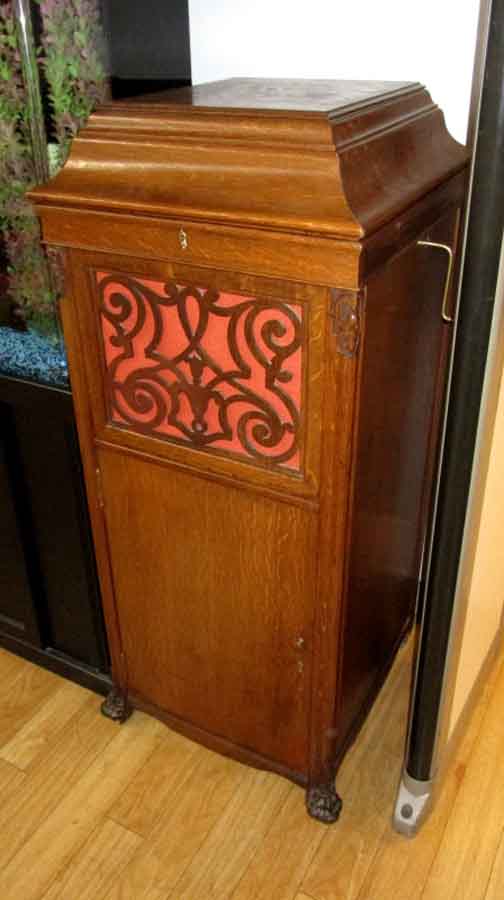 VICTROLA/GRAMOPHONE in TVS/RADIOS > RECORD PLAYERS